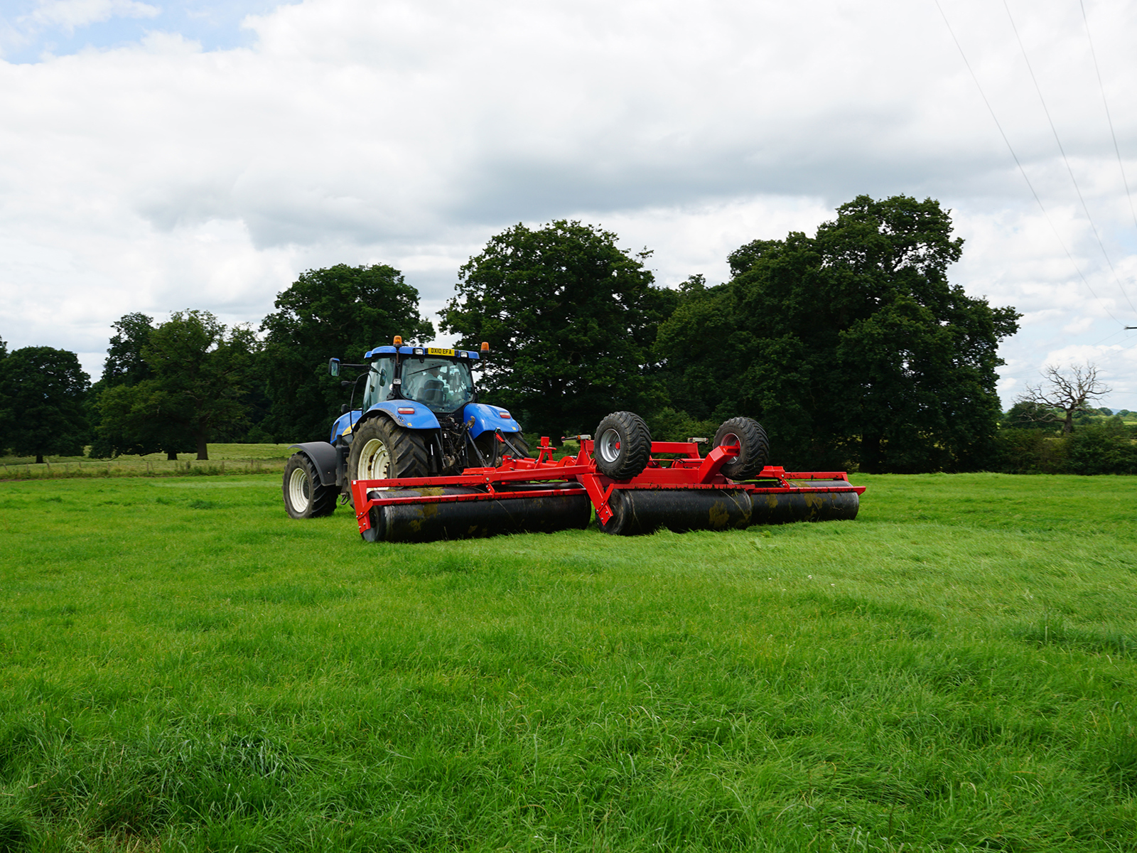Grass Roller, water-ballastable rolls - HE-VA UK