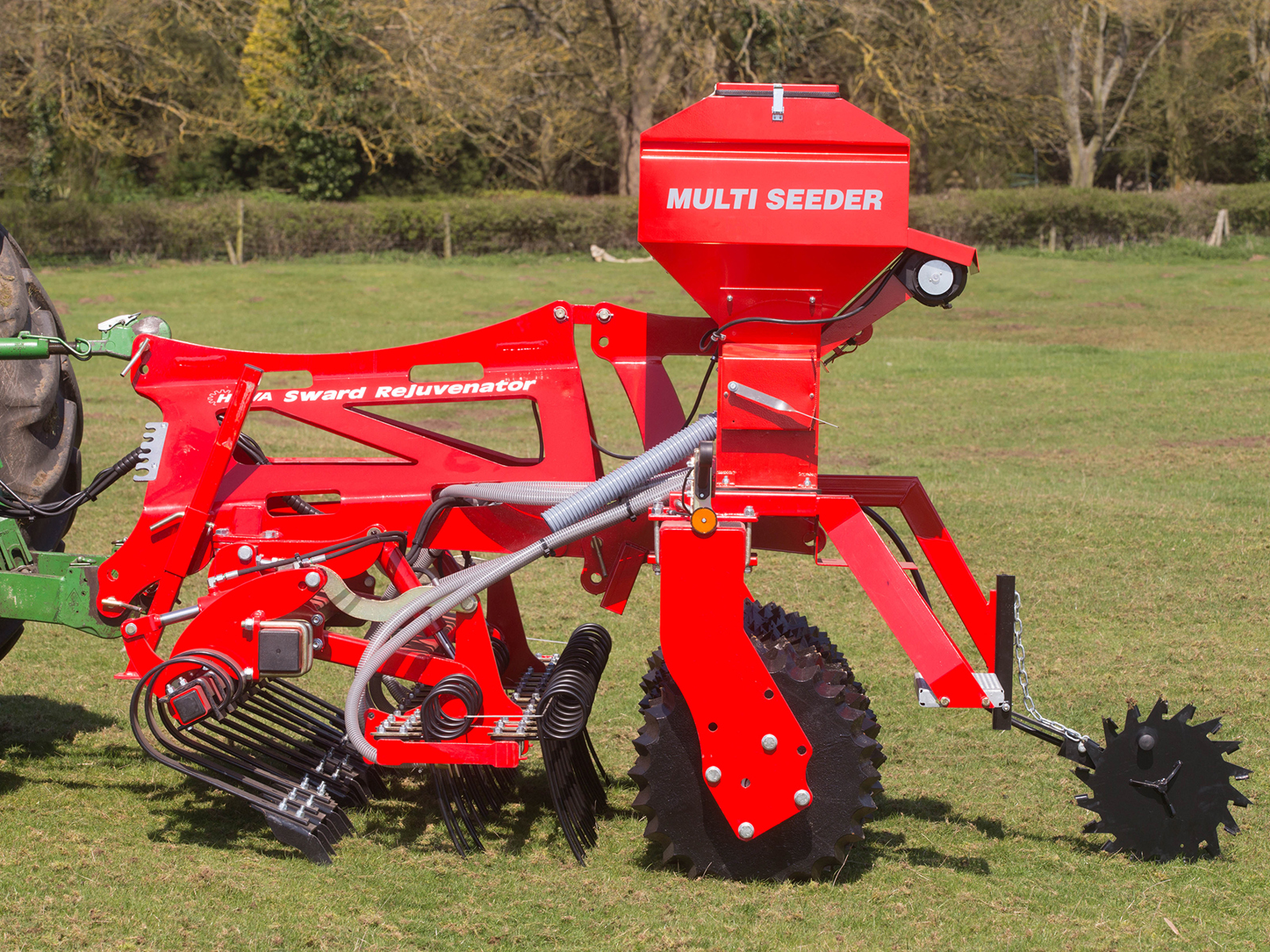 Grass Rejuvenator, level, scarify, reseed - HE-VA UK